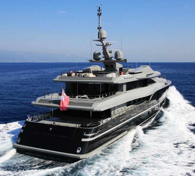 Yacht SEA FORCE ONE, Admiral | CHARTERWORLD Luxury Superyacht Charters